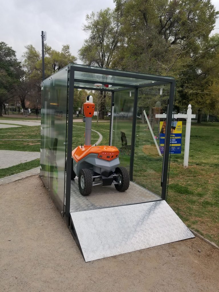 New model of robots began group patrols in Chile - SMP Robotics ...