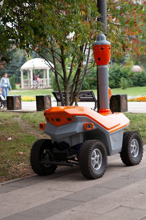 Autonomous patrol robots with facial recognition Human identification ...