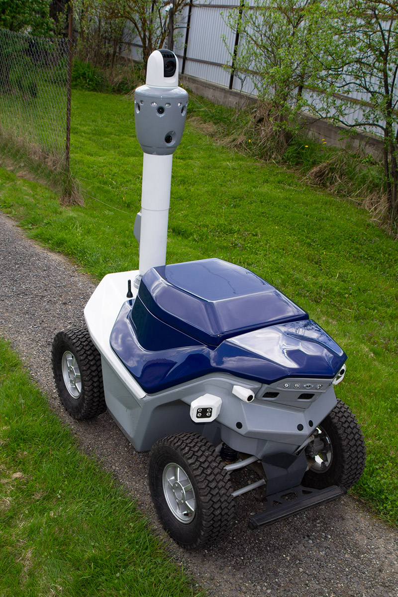 Self-driving parcel-delivery robots with a security surveillance system